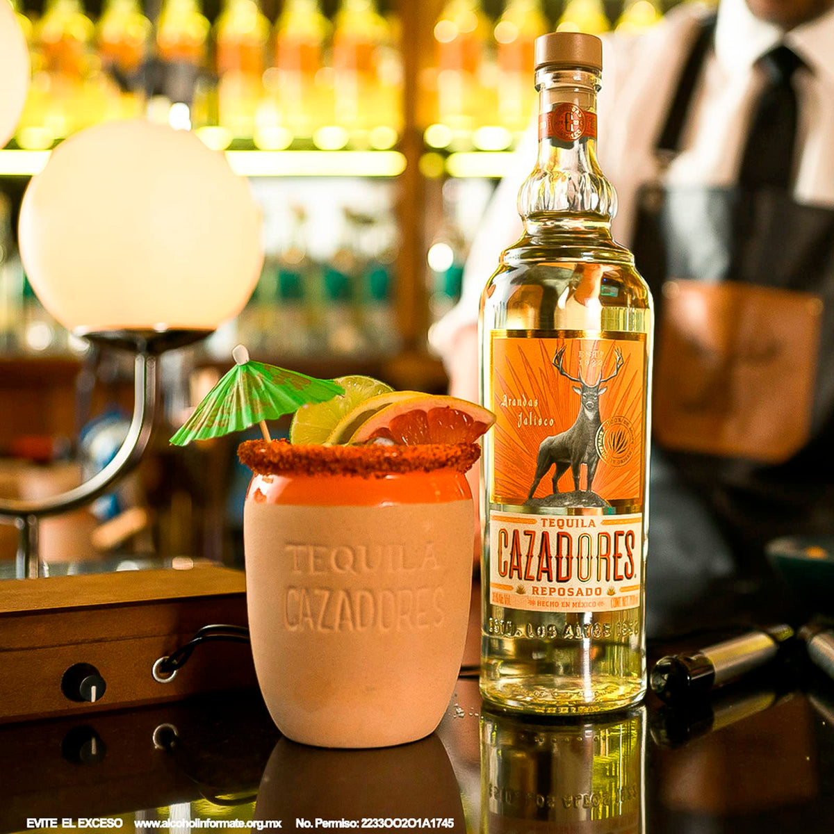 TEQUILA REPOSADO CAZADORES 950 ML, 100% Agave Azul, Añejado por Seis M ...